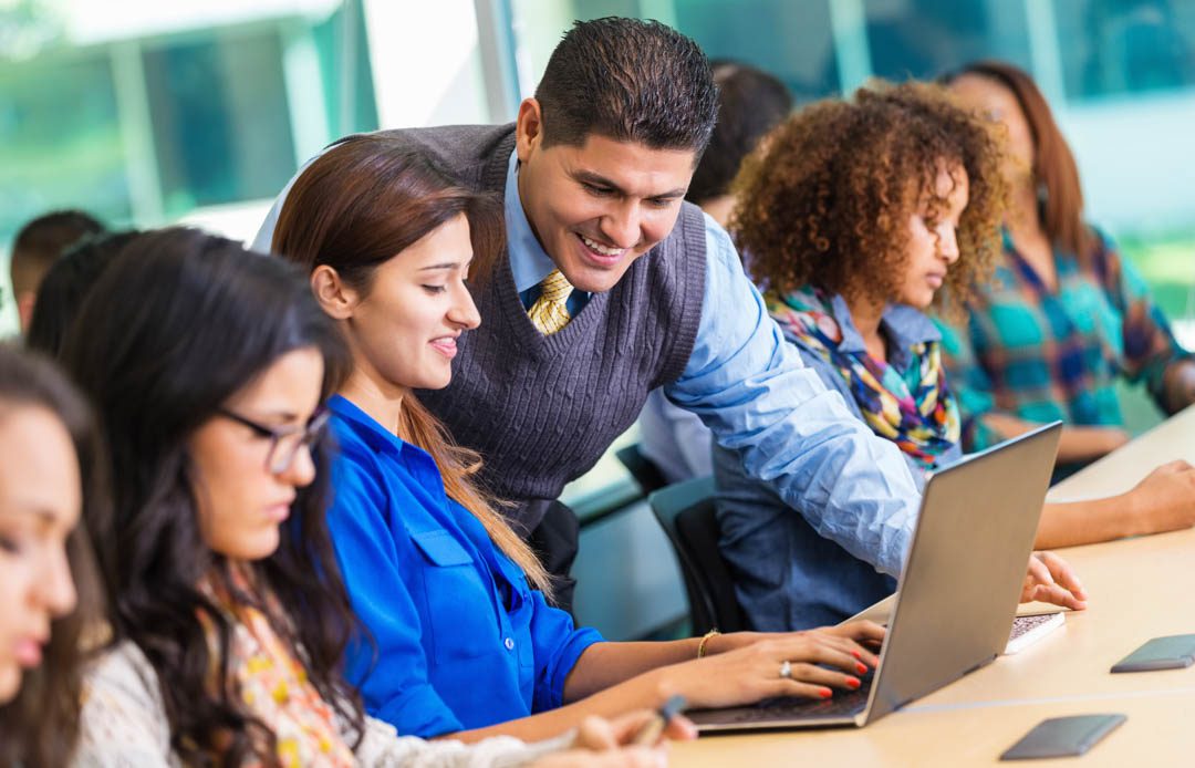 Organization of Academic Advising Services at Community Colleges